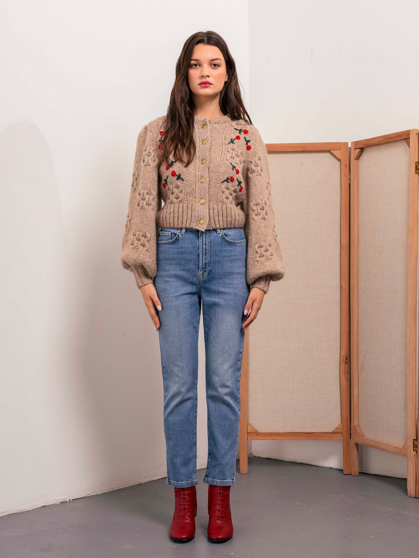 Jen Jeans – Faraway US